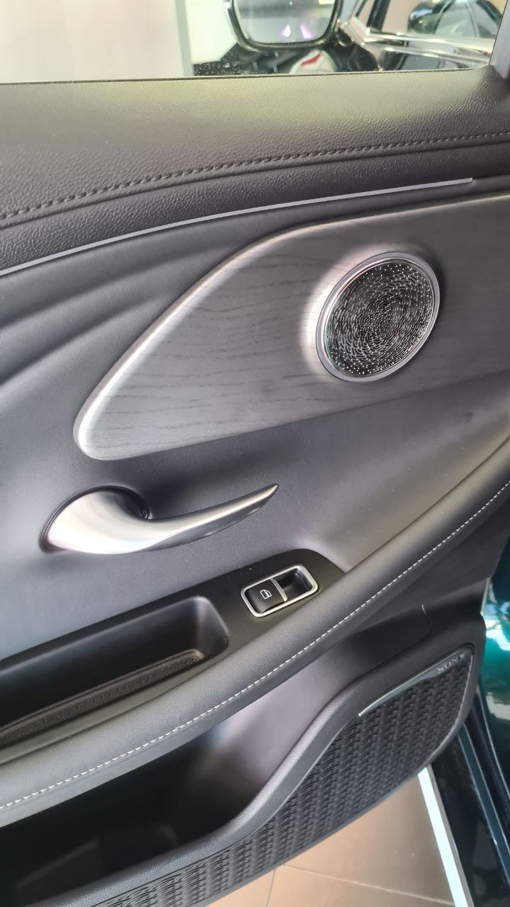 آزمایش فونیکس آریزو 8 در تهران - کانال خودرو